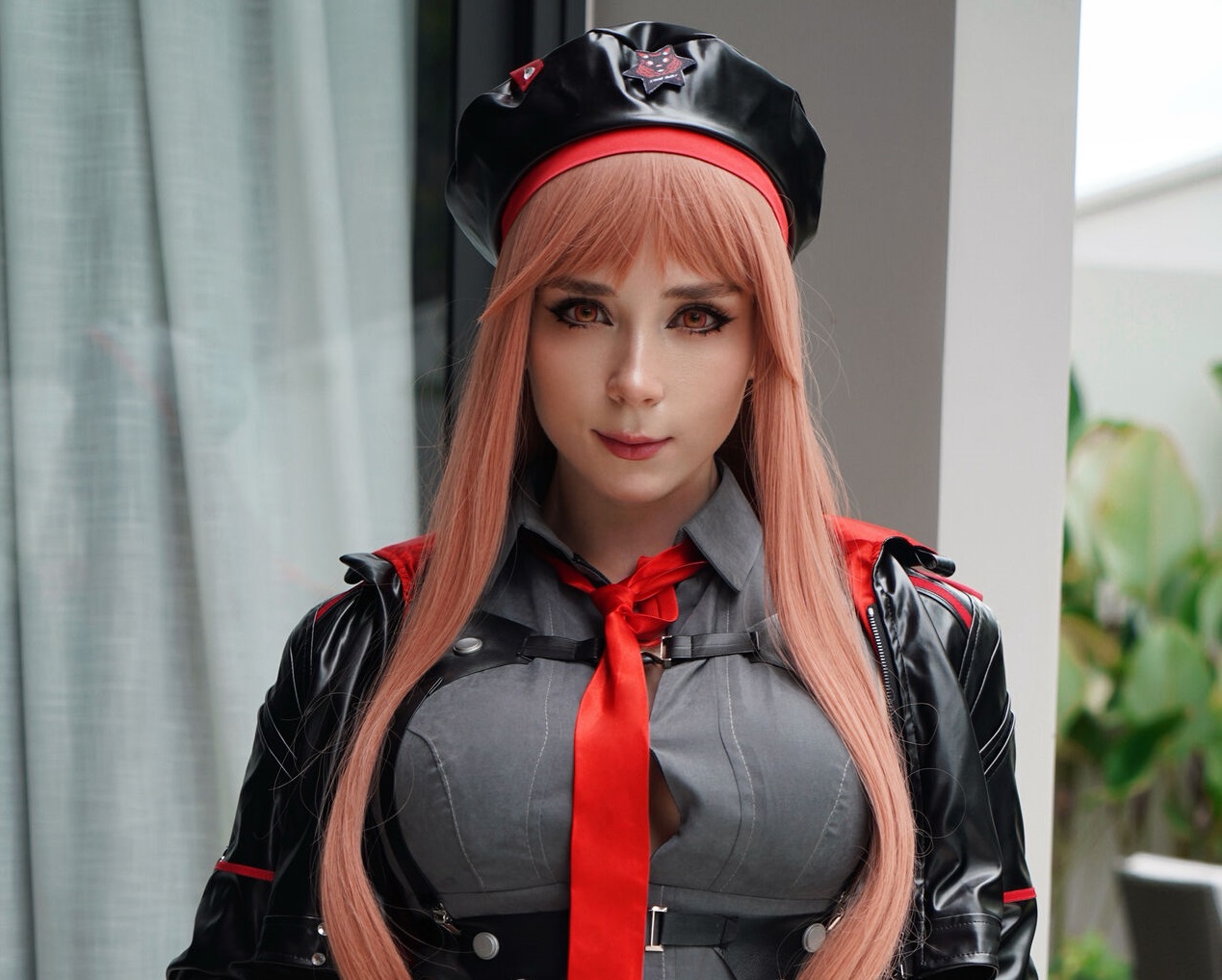 Simple Movement Secrets for a Toned Upper Body: Gabby's Arm Sculpting ...