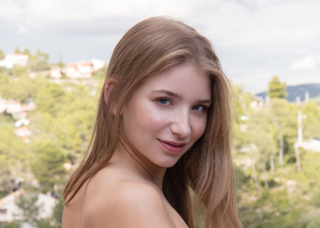 Zoe Knight’s Mediterranean Lifestyle for a Longer Life - The Sun Trapp