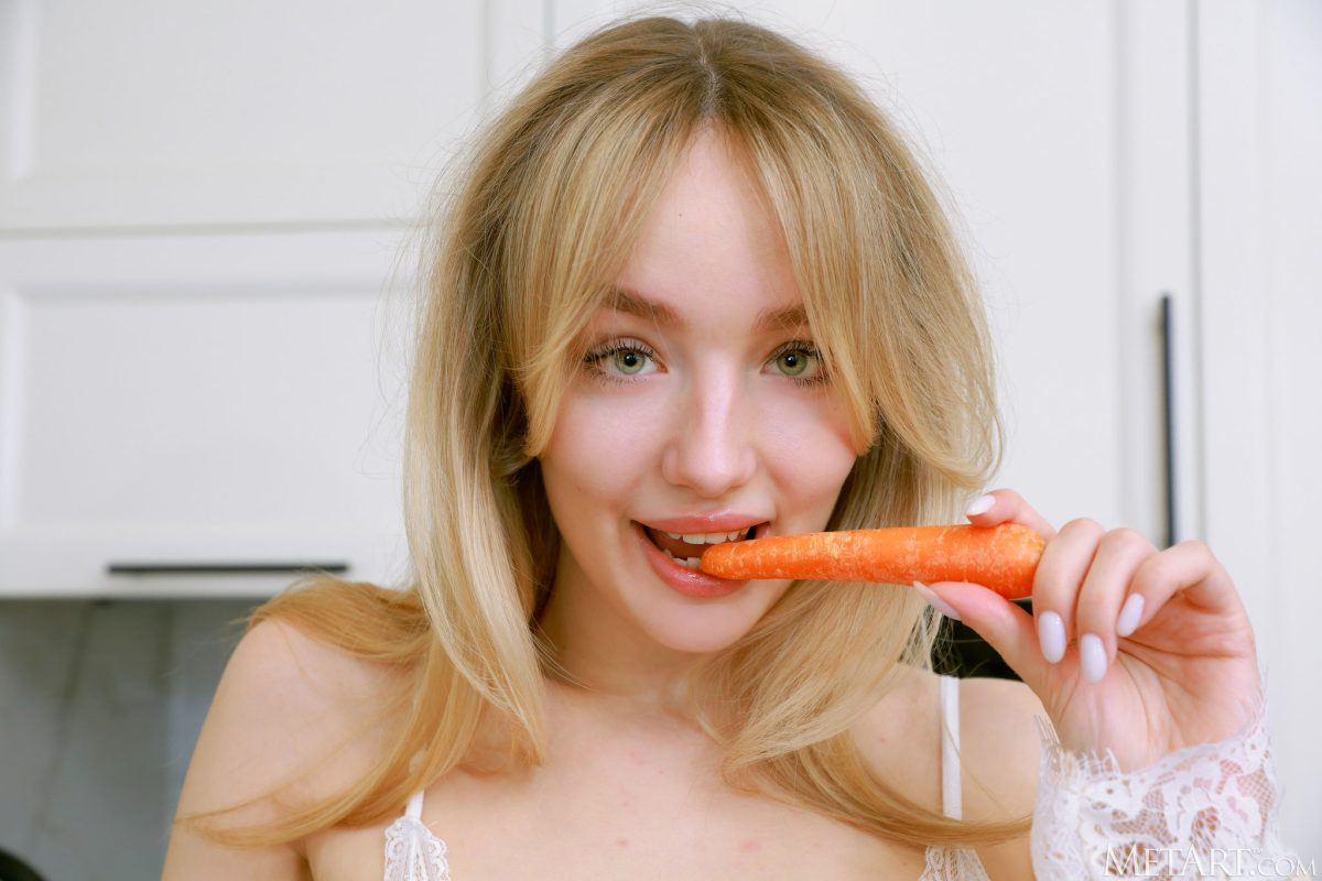 Iris Allen Shares Her Experience, Gives Advice on Daily Mindfulness and ...